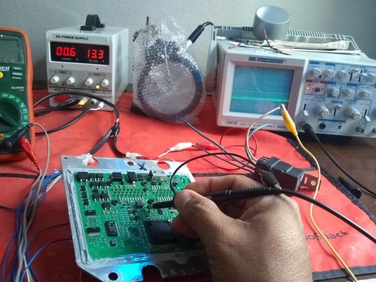 Marine ECM Testing and Repair | Boats Unlimited Marine ECM Testing and Repair | Boats Unlimited